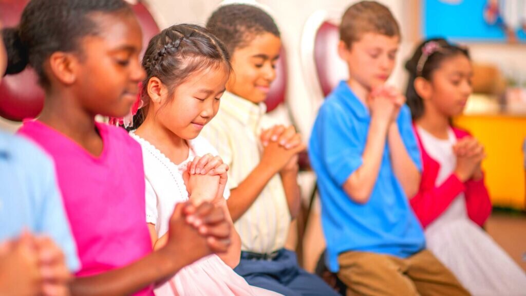 3 passos que você precisa saber para interceder em oração por seu filho ...